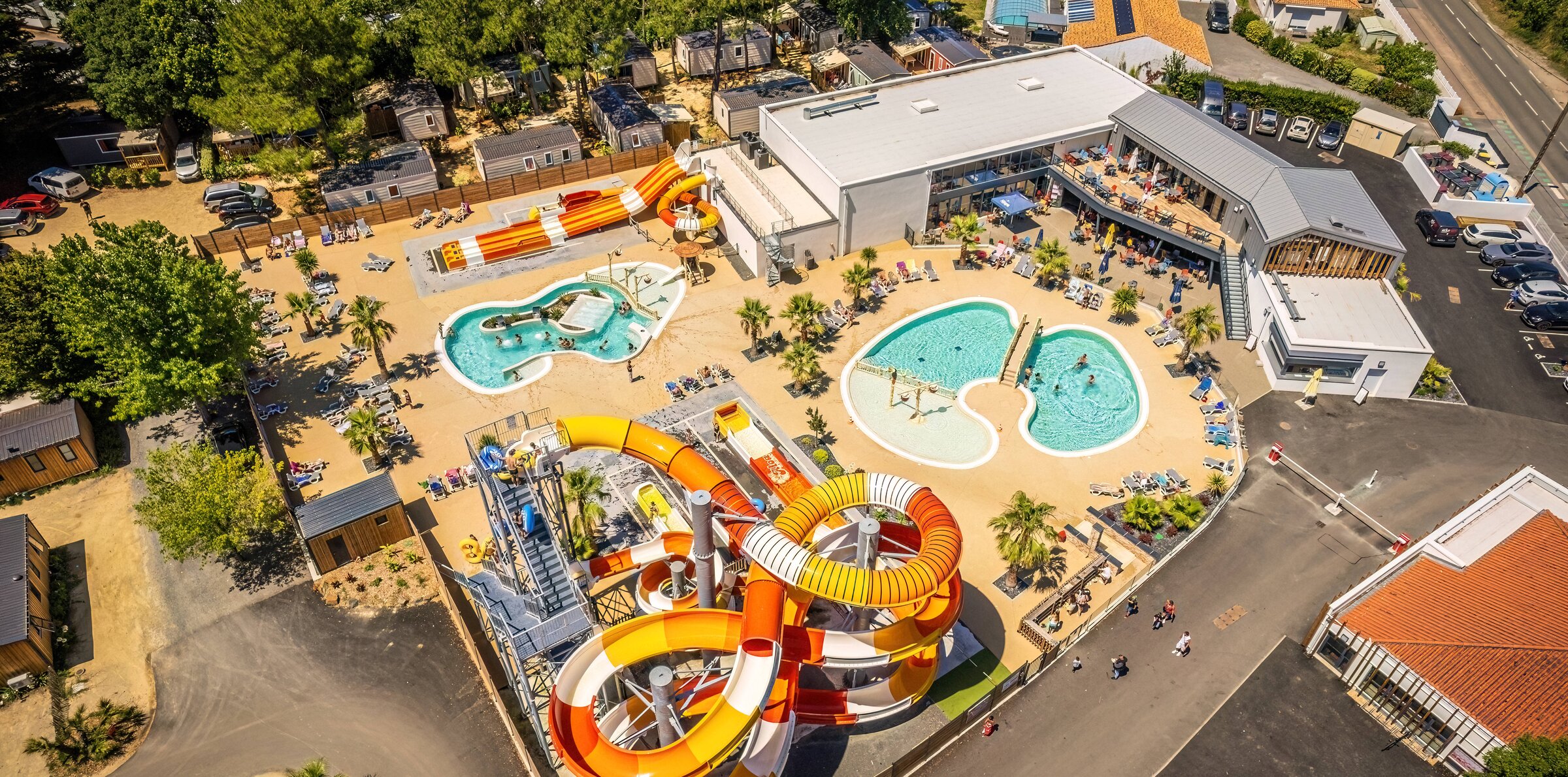 Camping Riez à la Vie 4★ Saint-Hilaire-de-Riez | Parc Arboré & Espace ...